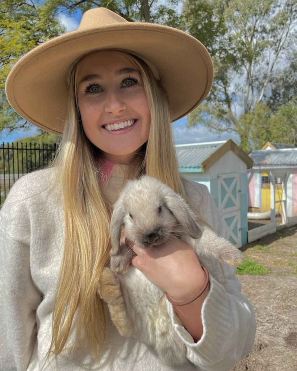 Alyvia Dyer | Align | Oraco